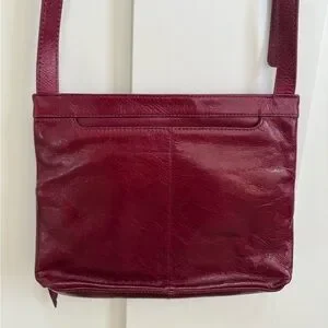 HOBO | Bags | Hobo Cassie Leather Crossbody Purse Travel Bag ...